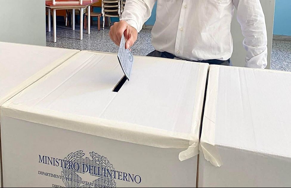 Seggi aperti per le elezioni europee e comunali | Attualità TOSCANA